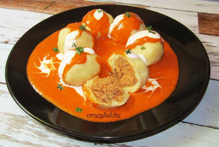 Hortobágyi töltött gombóc